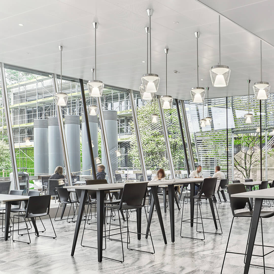 Neu beleuchtet – Stadtspital Zürich Triemli Bistro – Serien Lighting